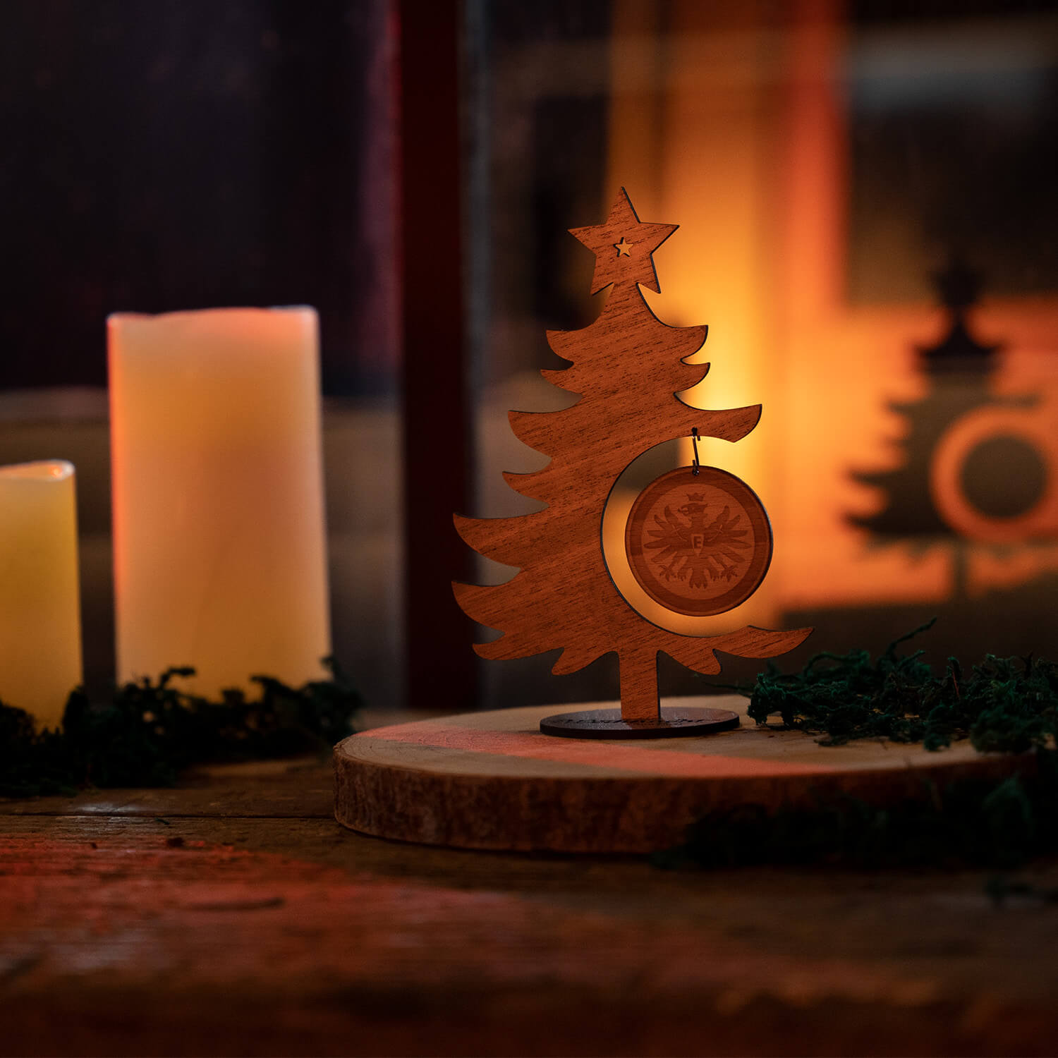Eintracht Christbaum mit Logo Holz - Eintracht Frankfurt Stores