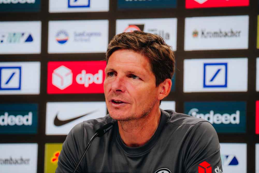 „Mit einem Lächeln diese Phase angehen“ - Eintracht Frankfurt Männer „Mit einem Lächeln diese Phase angehen“ - Eintracht Frankfurt Männer
