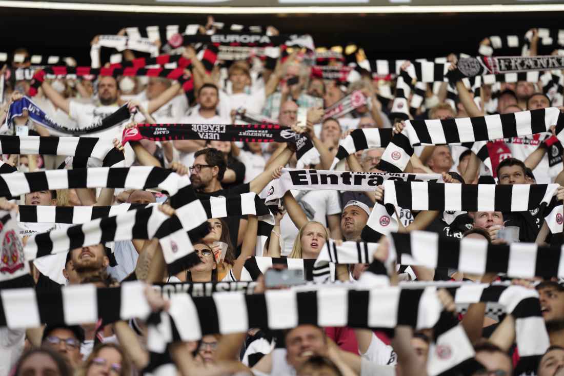 Auswärts in Marseille - Eintracht Frankfurt Fans Auswärts in Marseille - Eintracht Frankfurt Fans